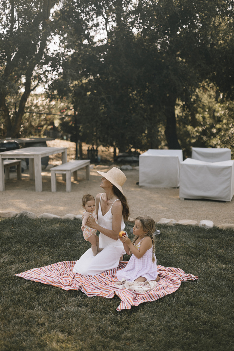 Backyard Lounging Essentials For Summer 2020 | Could I Have That?